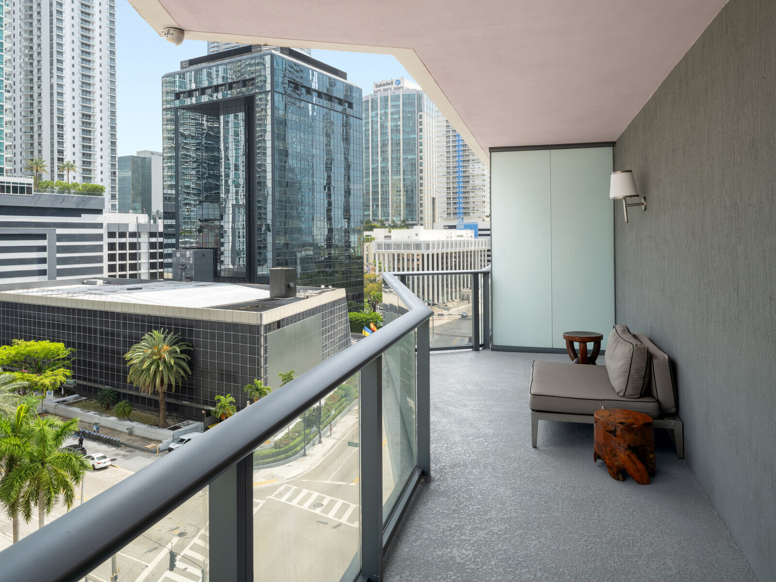 Downtown Miami Hotel Rooms & Suites | Dua Miami