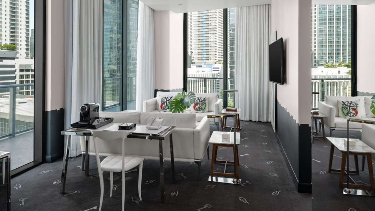 Brickell Miami Hotel with Rooftop Pool | Dua Miami